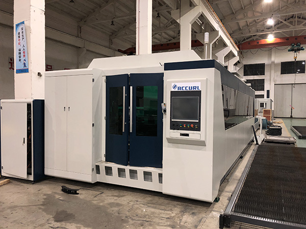 vierkante / ronde / ovaal / driehoek / reghoekige pyp laser snymasjien ...